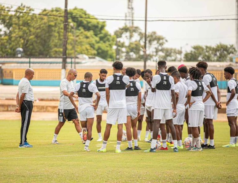 Struggling National Teams: A Closer Look Across Continents - Seysoccer